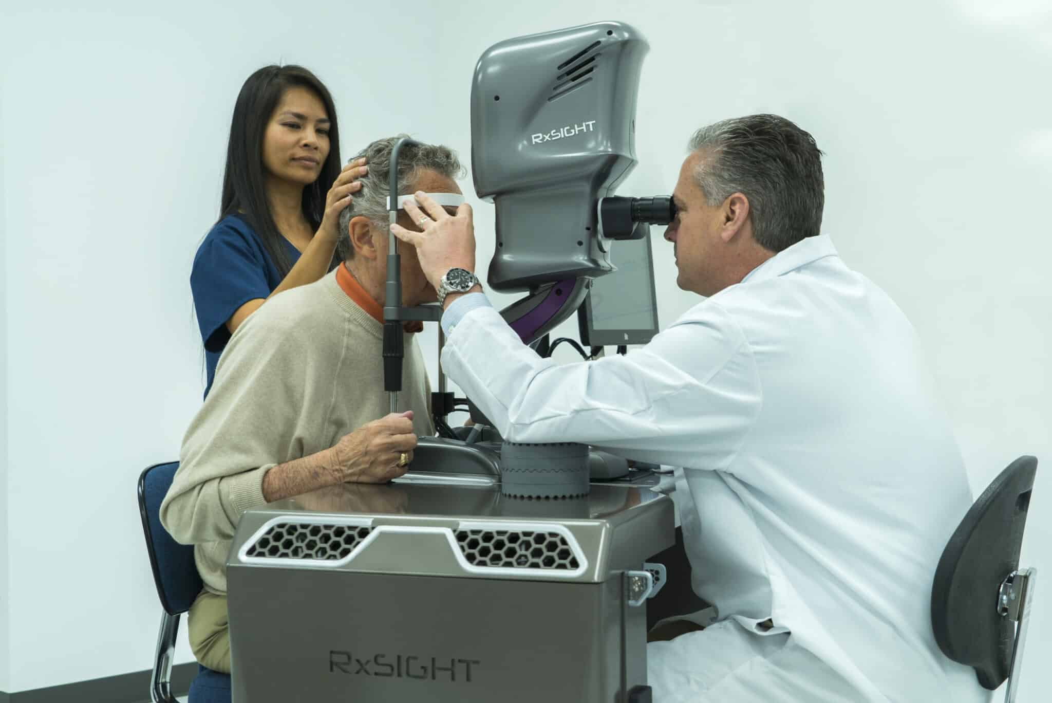 Fine-Tune Your Vision After Cataract Surgery with the Light Adjustable ...